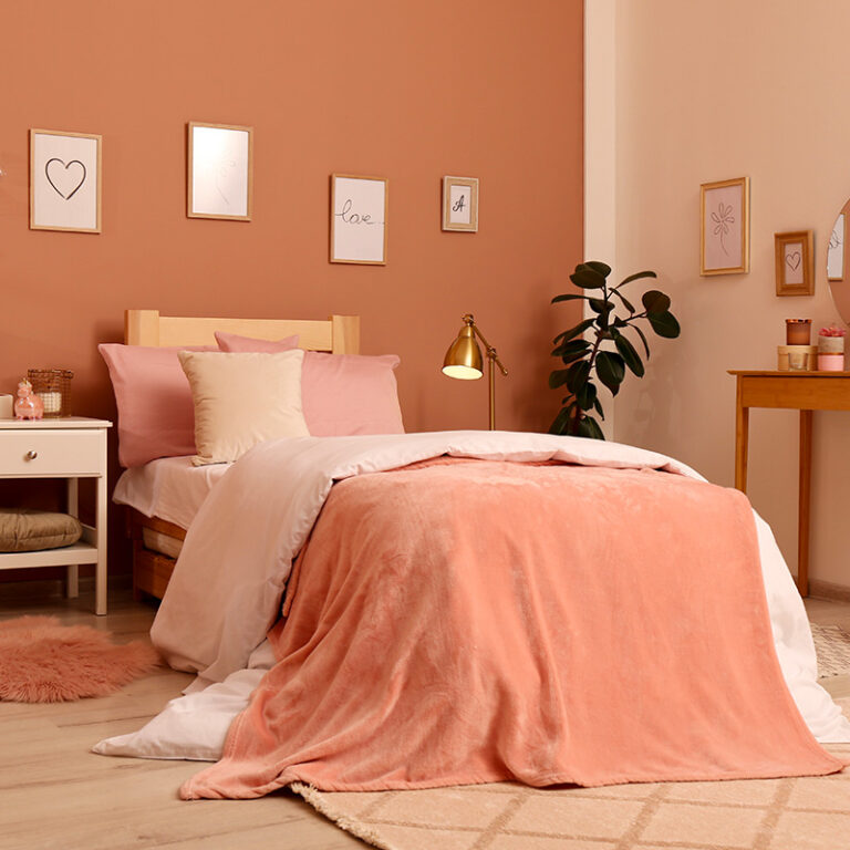Chambre corail : nos conseils pour adopter cette teinte – Blog BUT