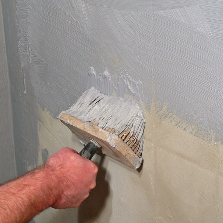 Les solutions pour recouvrir un carrelage mural - Blog BUT