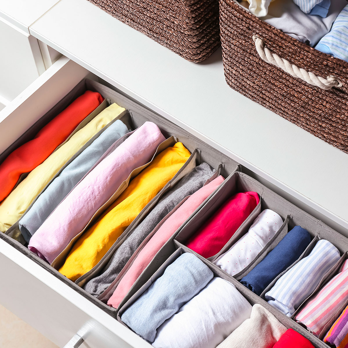 Organiser son armoire pour les vêtements d'hiver et d'été – Blog BUT