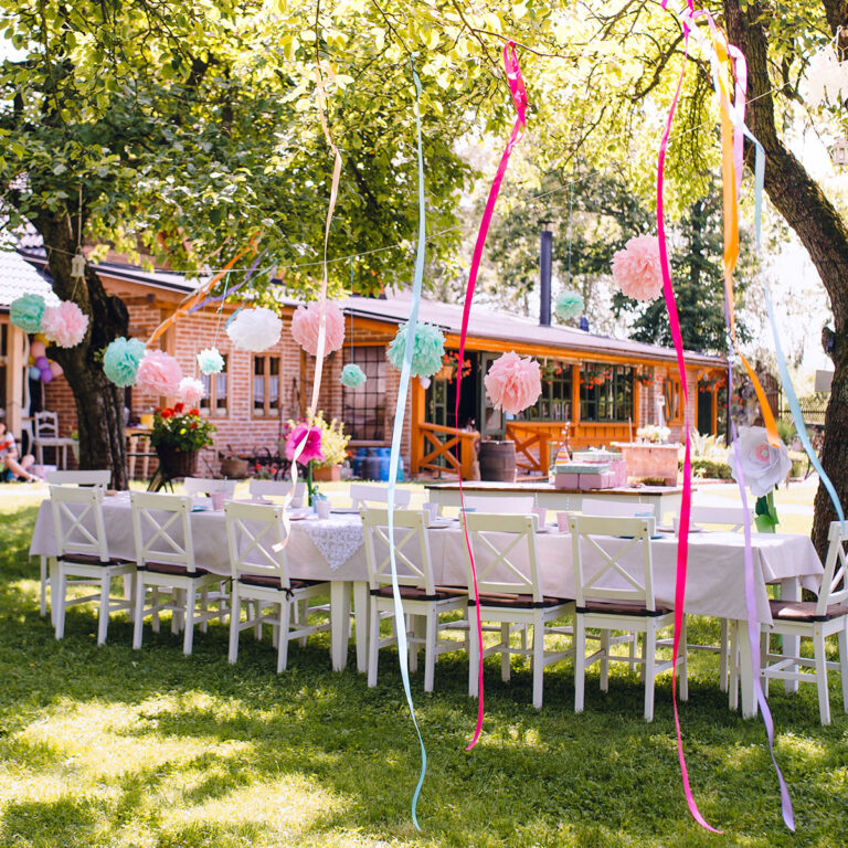 Une décoration de fête en extérieur dans votre jardin – Blog BUT