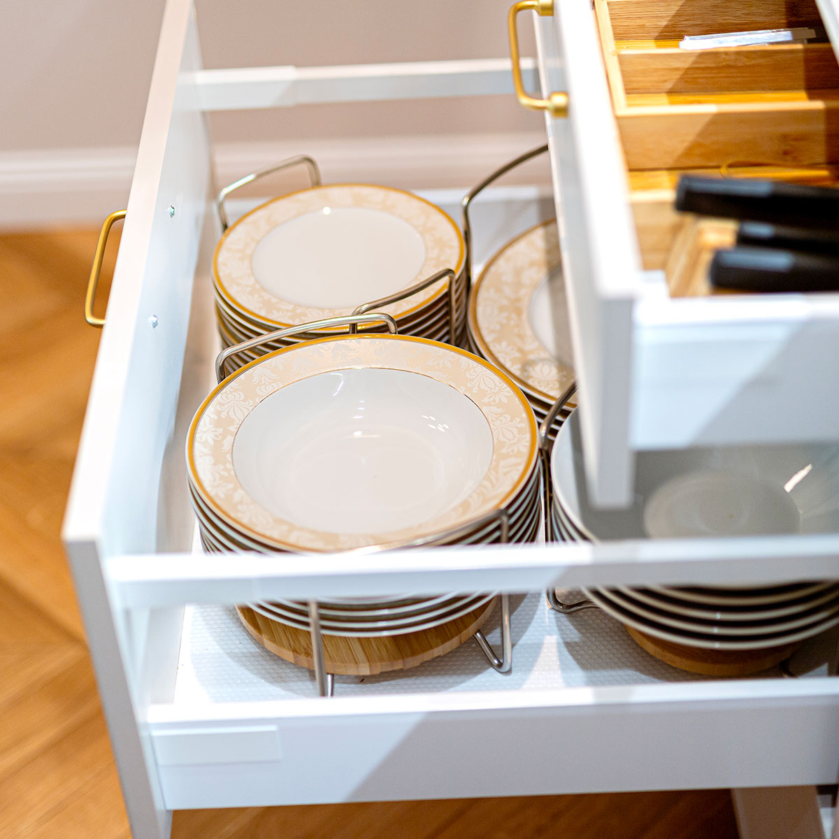 Comment ranger les assiettes dans la cuisine ? – Blog BUT