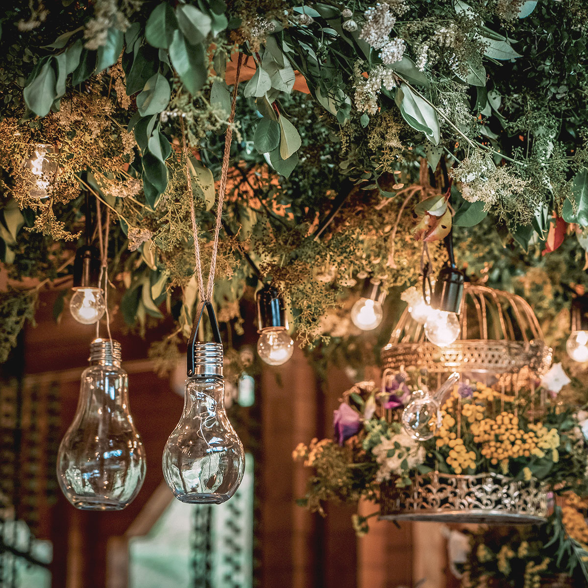 Quelle décoration de plafond pour un mariage ? – Blog BUT