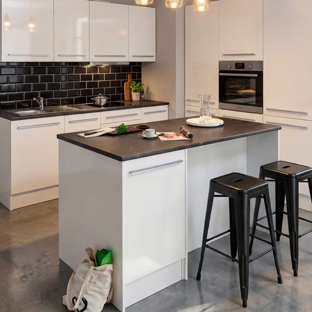 Placer un îlot central dans une petite cuisine – Blog BUT